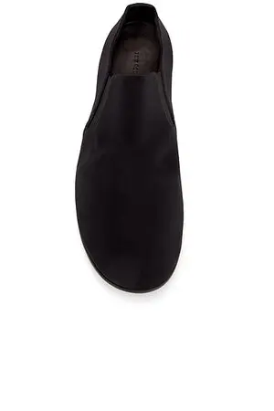 THE ROW Vincit Slip On Flat - Black