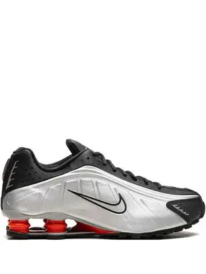 Nike Shox R4 Sneakers - Silver
