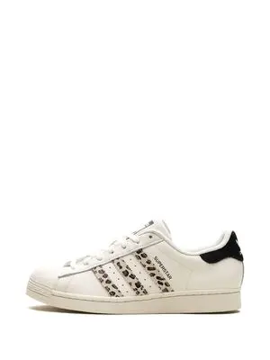 Adidas Superstar Sneakers