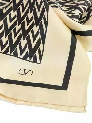 Valentino Garavani Toute La V Scarf - Neutrals