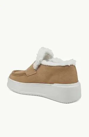 J/SLIDES NYC Junie Sneaker - Camel