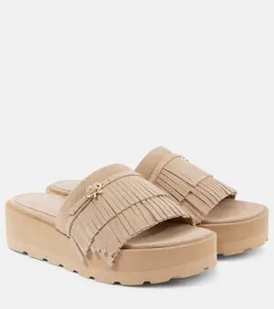 GIANVITO ROSSI Fringed Suede Platform Slides - Beige