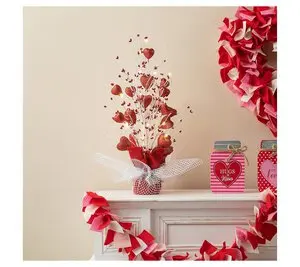 GLITZHOME 21'h Lighted Valentine's Heart Table Ree