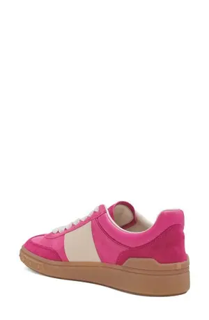 Valentino Garavani Upvillage Low Top Sneakers - Pink