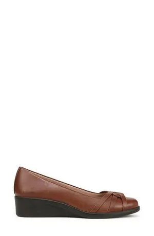 LIFESTRIDE Jorie Wedge - Brown