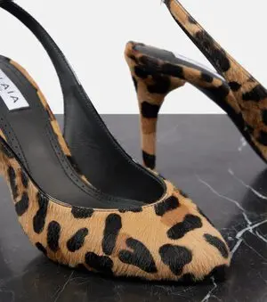 Alaïa Decollete 90 Calf Hair Slingback Pumps - Brown