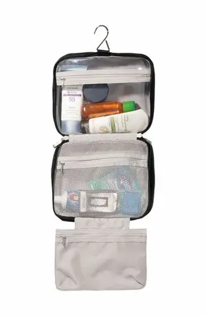 BAGGALLINI Hanging Travel Toiletry Kit