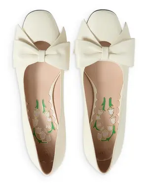 Valentino Garavani Bowow Pumps - Ivory