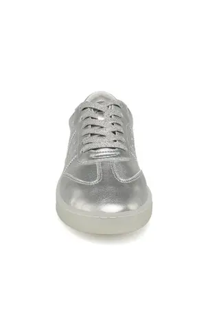 J/SLIDES NYC Hunter Sneaker - Silver