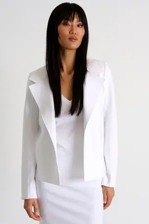 Shan Classic Fitted Blazer - White