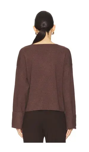 LOVERS AND FRIENDS Aurelia V Neck