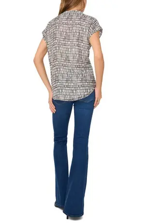 Vince Camuto Abstract Print Top