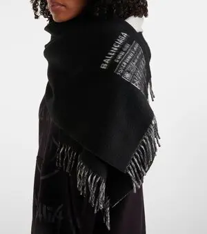 Balenciaga Cashmere And Wool Scarf - Black
