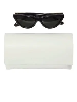 Burberry Cat-eye Frame Sunglasses