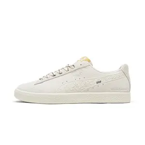 PUMA We Are Legends Renaissance Clyde Sneakers - White