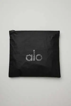 Alo Yoga Beauty Kit