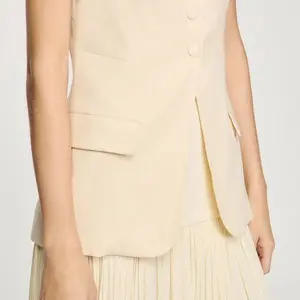 Sandro Sleeveless Linen Jacket - Ecru