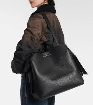 Acne Studios Musubi Medium Leather Shoulder Bag - Black
