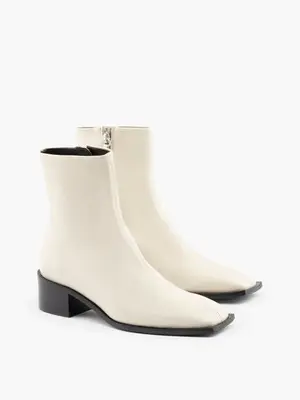 MAGUIRE Palma Boot - White