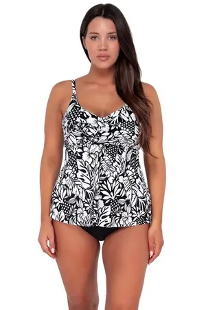 SUNSETS ESCAPE Sunsets Escape Tori Tankini Swimsuit Top Caribbean Seagrass Texture