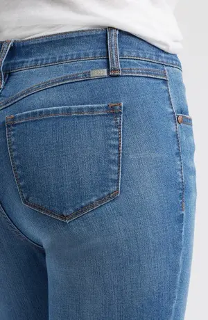 1822 Denim Flare Jeans