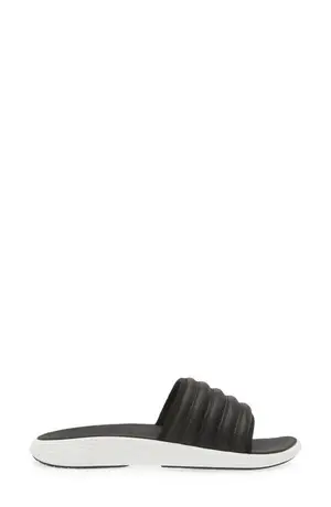 Olukai Komo Slide Sandal - Black/black