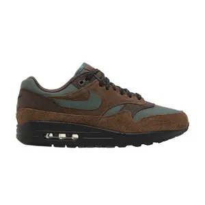 Nike Max 1 Sneakers