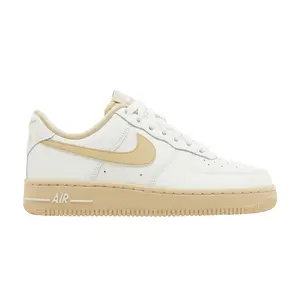 Nike Force 1 '07 Sneakers - Cream