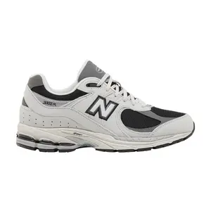 NEW BALANCE 2002r Sneakers - Black