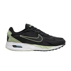 Nike Air Max Solo Sneakers