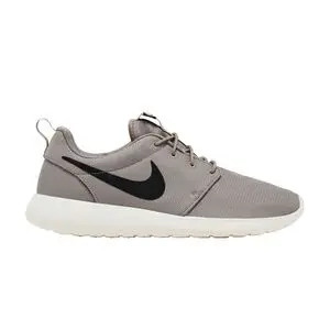 Nike Roshe One Sneakers - Grey