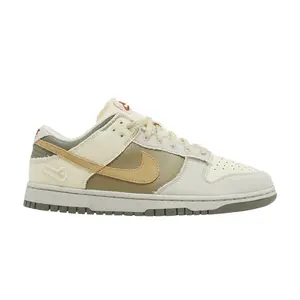 Nike Dunk Low Sneakers - Cream
