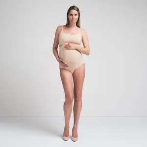 SKIMS Fits Everybody Maternity High Waisted Thong - Sand