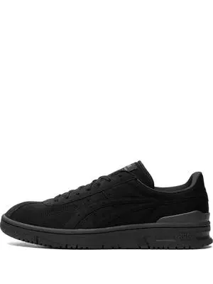 Asics X Comme Des Garçons Shirt Vic Nbd Out Sneakers