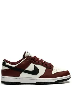 Nike Dunk Low Sneakers