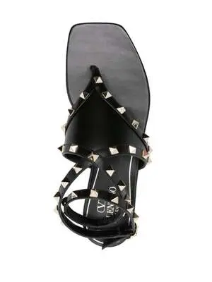 Valentino Garavani Rockstud Thong-strap Leather Sandals