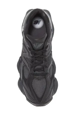 NEW BALANCE Gender Inclusive 9060 Sneaker