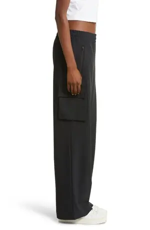 Beyond Yoga City Chic Cargo Pants - Black