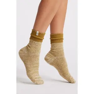 UGG UGG(r) Ribbed Quarter Socks Savana