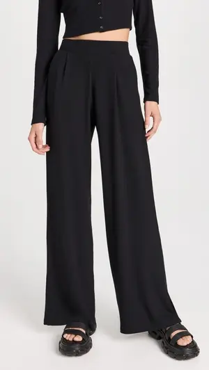 LESET Lauren Pleated Pants - Black