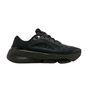 Nike Versair Sneakers