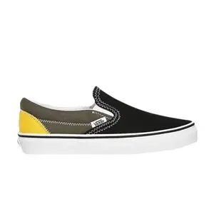 VANS Classic Slip-on Sneakers