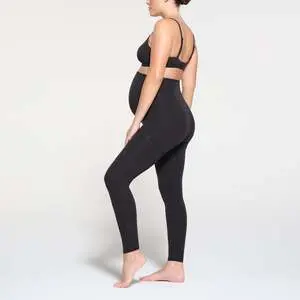 SKIMS Maternity High Waisted Legging | Black | | Fits Everybody - Onyx