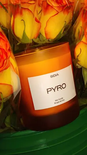 SIDIA Pyro Candle 8.1 Oz/240