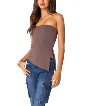 EDIKTED Silvia Asymmetric Hem Top