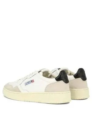 AUTRY Medalist Low Sneakers
