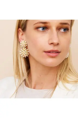 KENNETH JAY LANE Pearl Cluster Drop Clip On Earrings