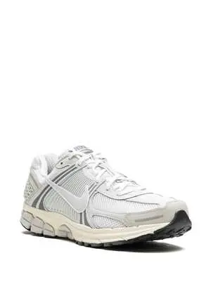 Nike Zoom Vomero Platinum Tint Sneakers - White