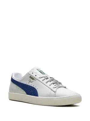 PUMA Clyde Sneakers - White