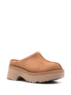 UGG New Heights 50mm Clogs - Brown